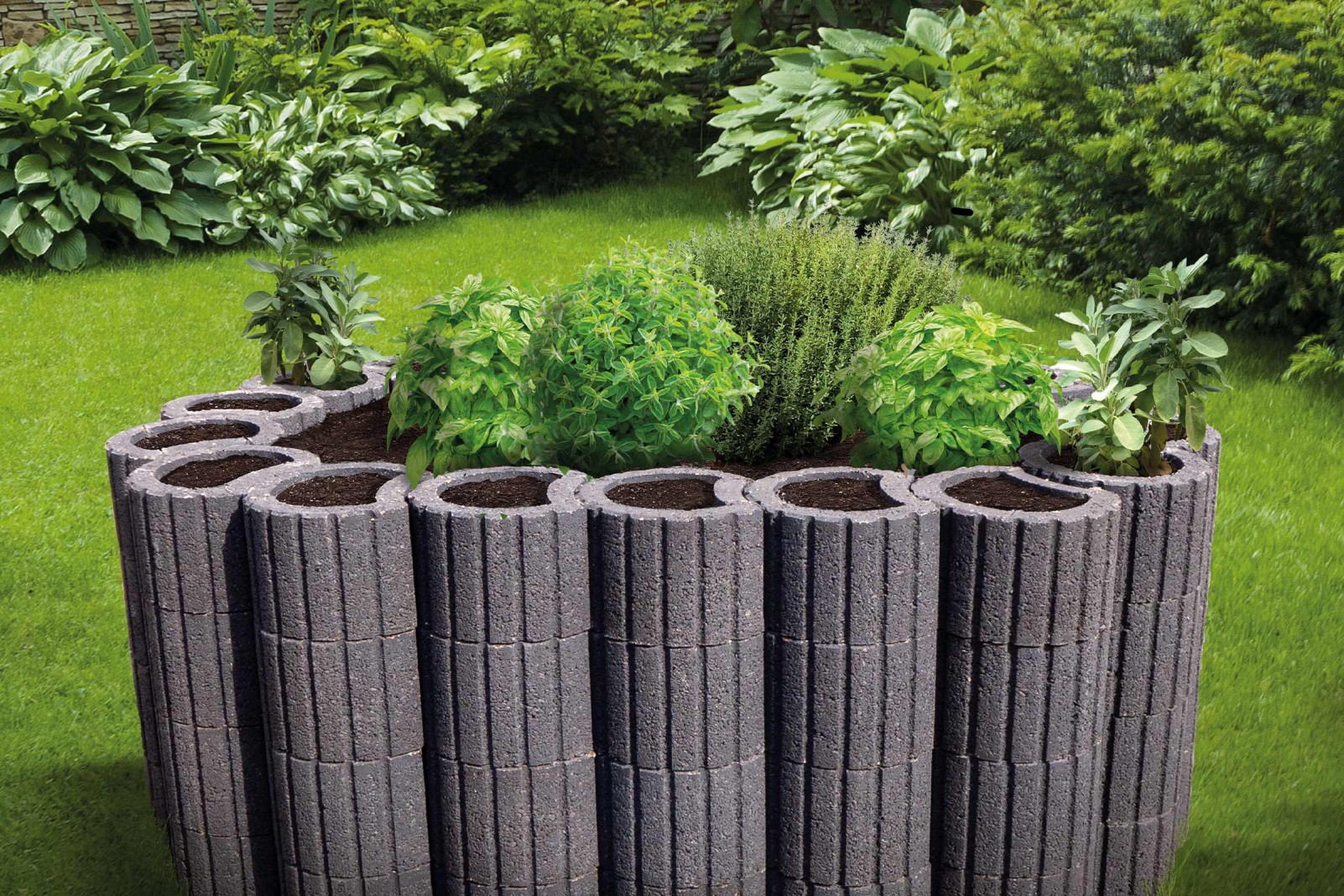 Așezarea jardinierelor din beton: Idei de la HORNBACH
