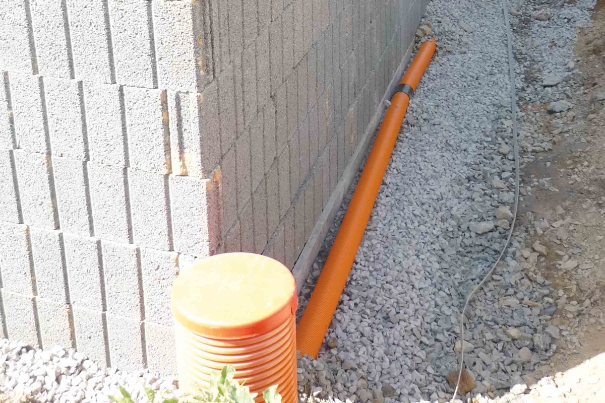 Drenaj: tuburi, folii, put pentru drenare ᐈ HORNBACH